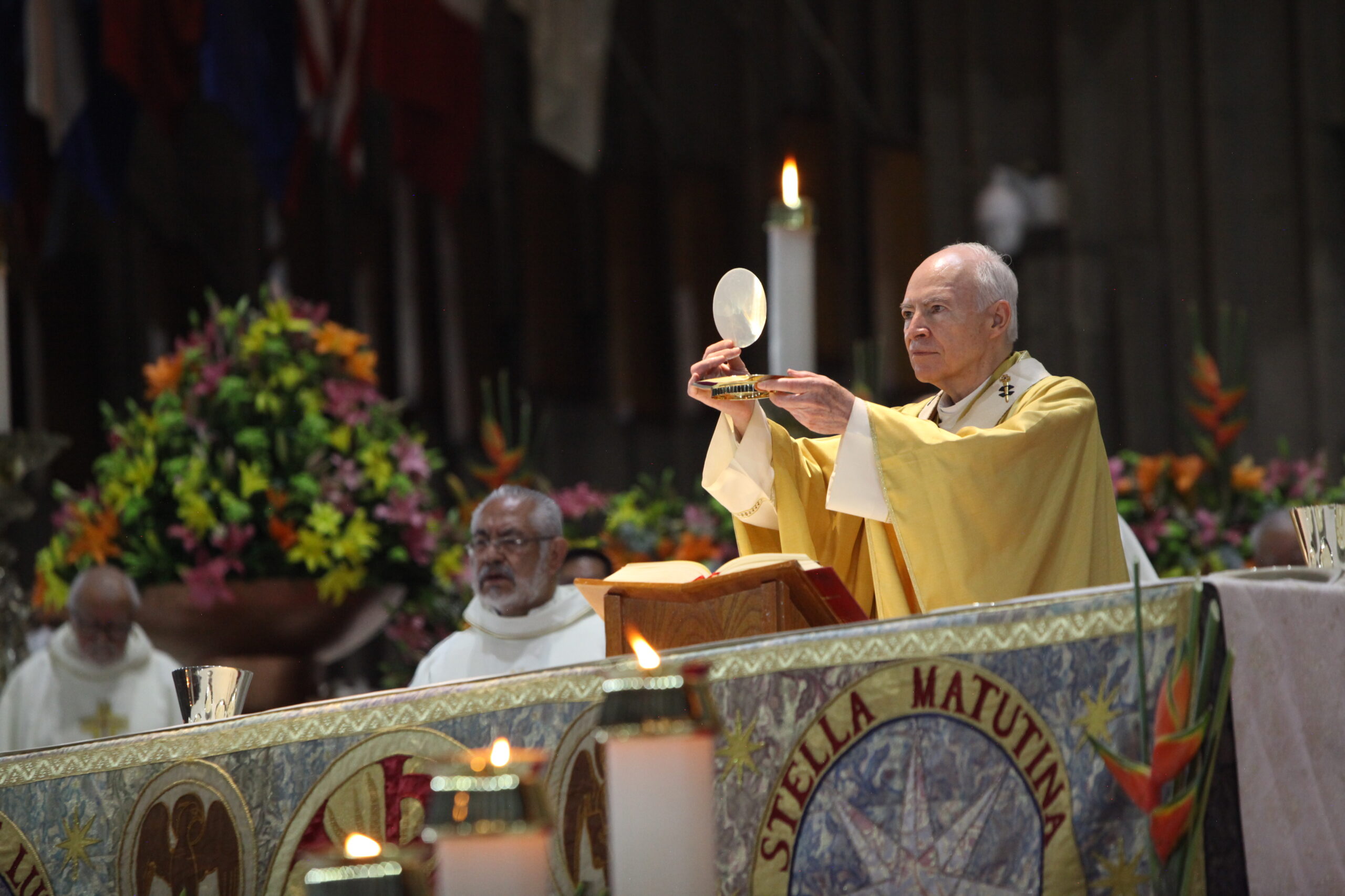 Homilía Vigilia Pascual 2023: A imagen y semejanza de Dios ...